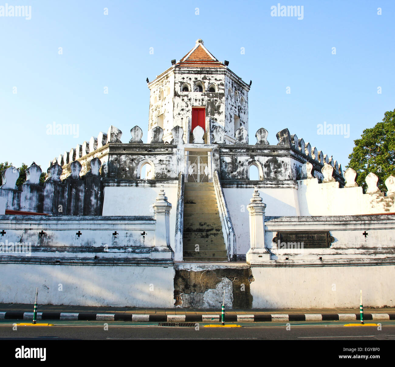 Phra Sumen Fort in Bangkok, Thailand Stock Photo - Alamy