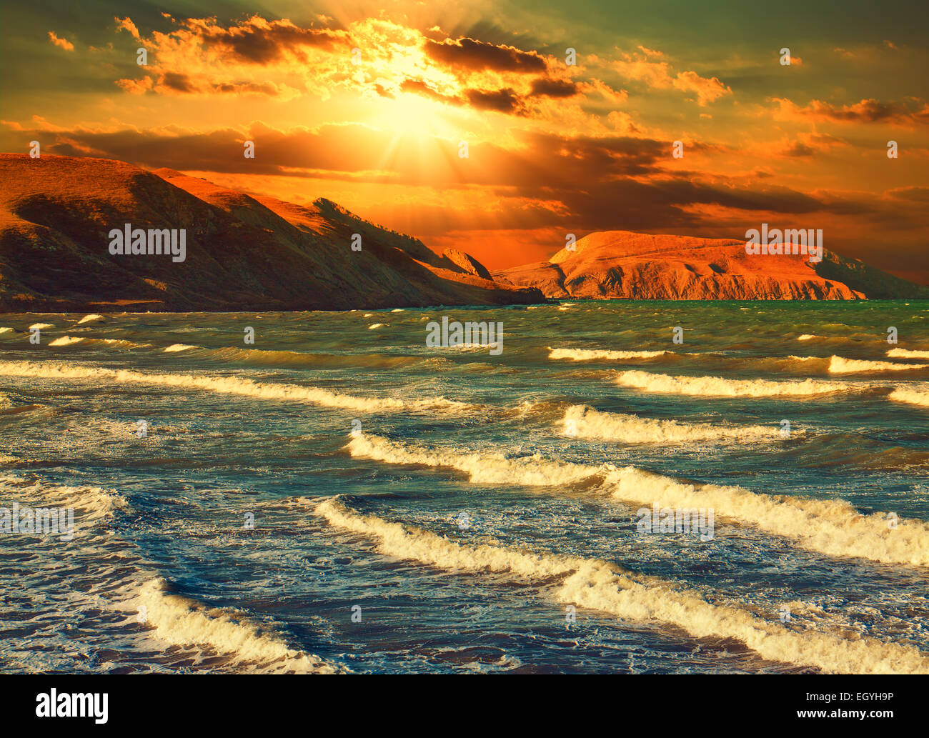 Stormy horizon over rocky hi-res stock photography and images - Alamy