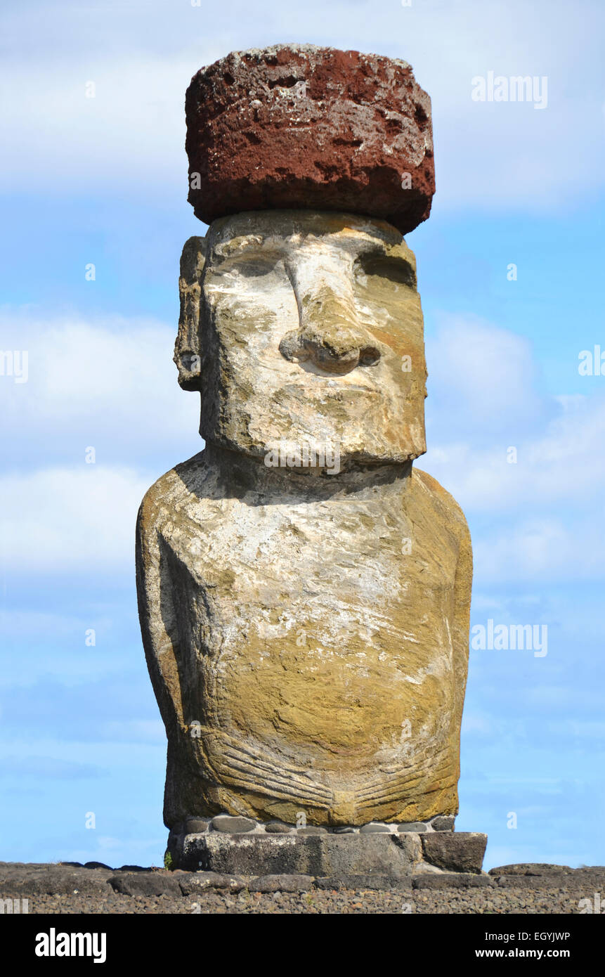 Chile, Easter Island, moai at Ahu Tongariki Stock Photo - Alamy