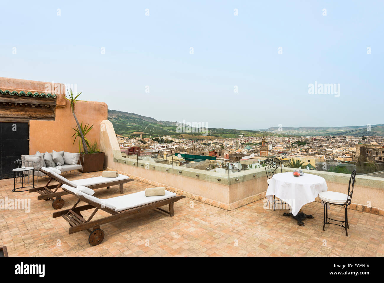 Riad fes roof hi-res stock photography and images - Alamy