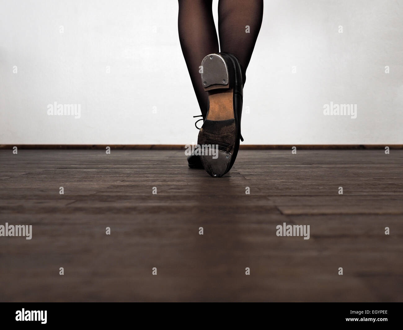 Dancing school adults entertainment hi-res stock photography and images ...