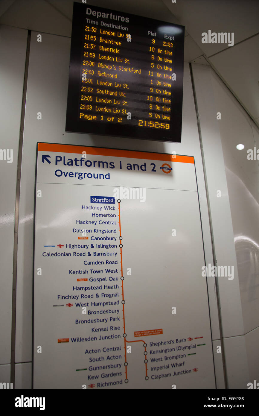 Stratford Underground station Stock Photo - Alamy