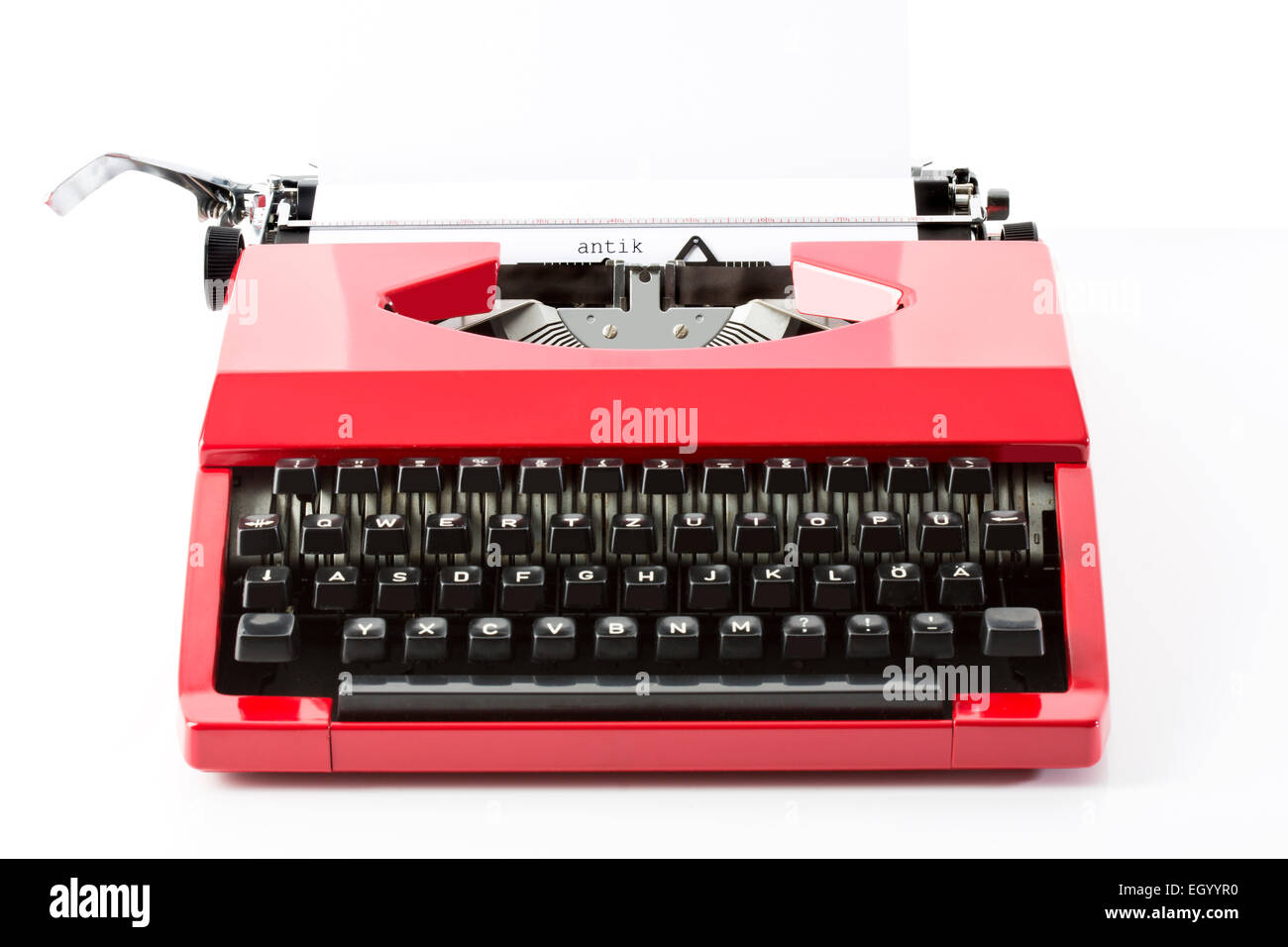 Old red typewriter Stock Photo - Alamy