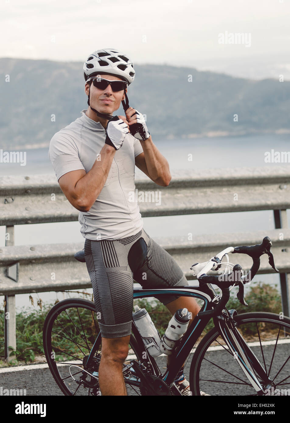 Male racing hi-res stock photography and images - Alamy