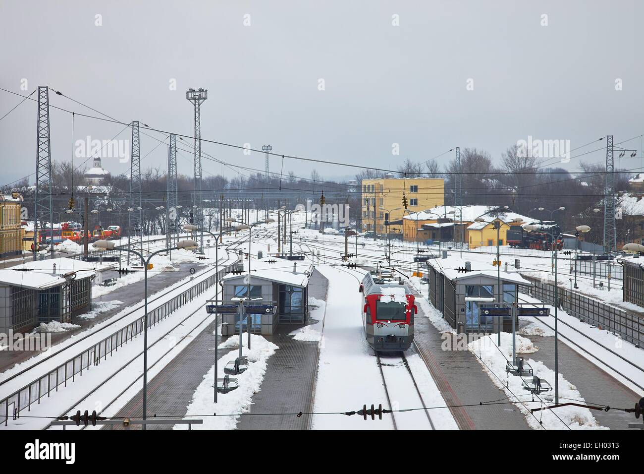 Overhead railroad hi-res stock photography and images - Alamy