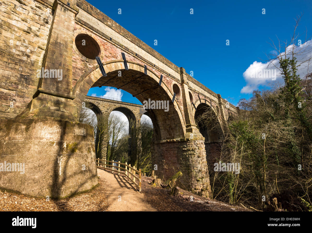 The aquaduct hi-res stock photography and images - Alamy