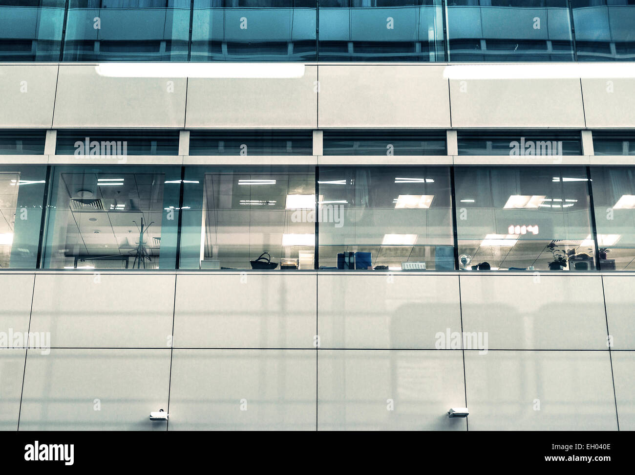 Standard office block hi-res stock photography and images - Alamy