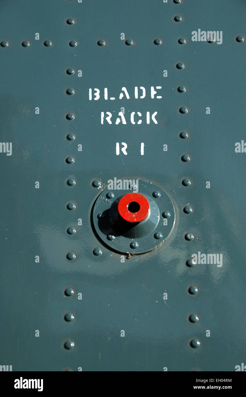 H21 helicopter hi-res stock photography and images - Alamy