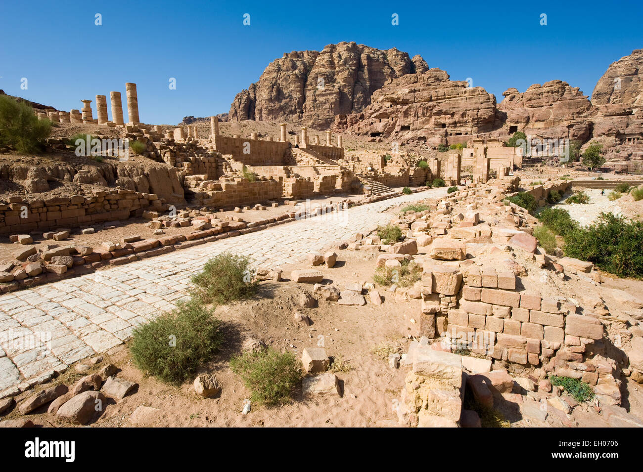 Great temple petra ruins petra hi-res stock photography and images - Alamy