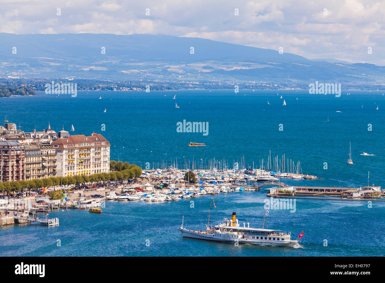 Paddlesteamer hi-res stock photography and images - Alamy