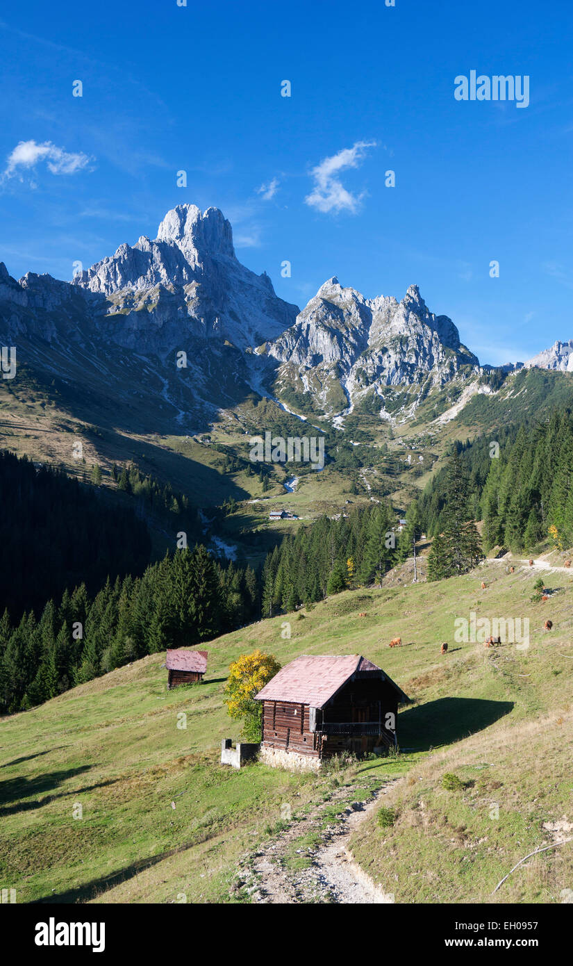 Austria, Filzmoos, Dachstein Mountains, Gosaukamm, Bischofsmuetze Stock ...