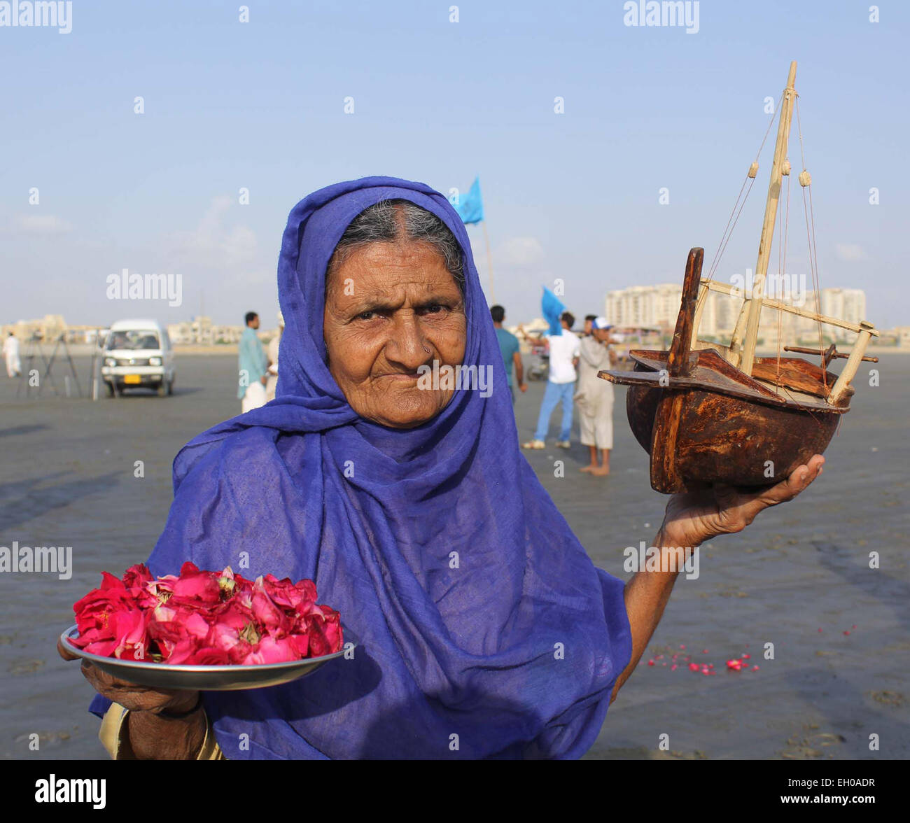 Members of Pakistan Fisher Folk Forum are celebrating Universal Day for ...