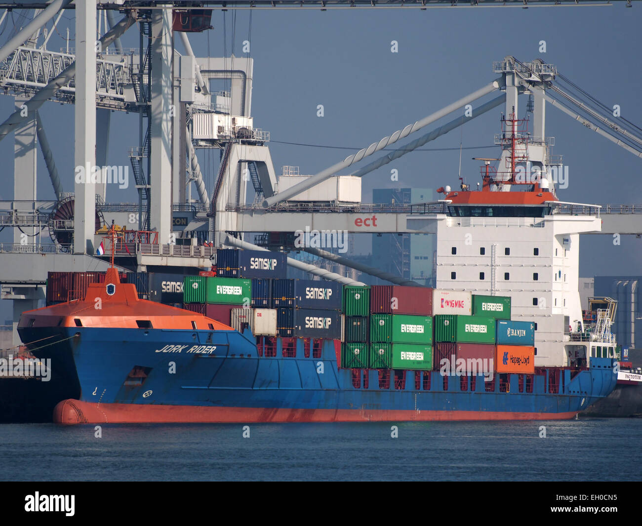 The Jork Rider (IMO 9322566) is a commercial vessel operating in the Amazonehaven port. It is ...