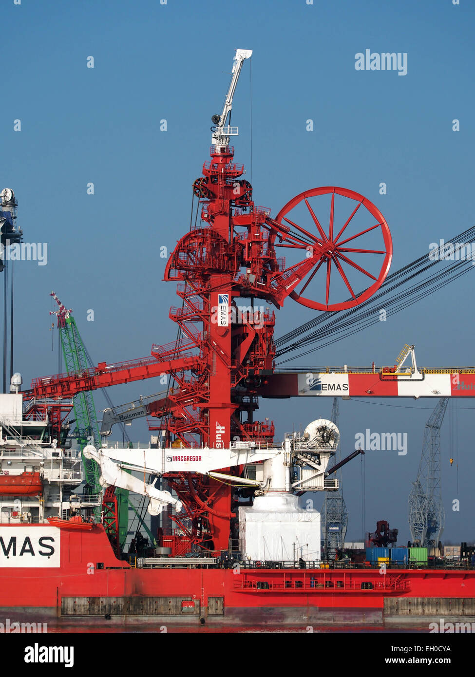 The LEWEK CONSTELLATION, identified by IMO number 9629756, is a heavy ...