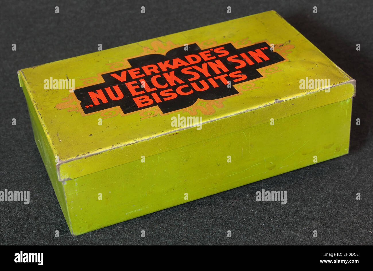 Verkades nu elck syn sin biscuits tin hi-res stock photography and ...