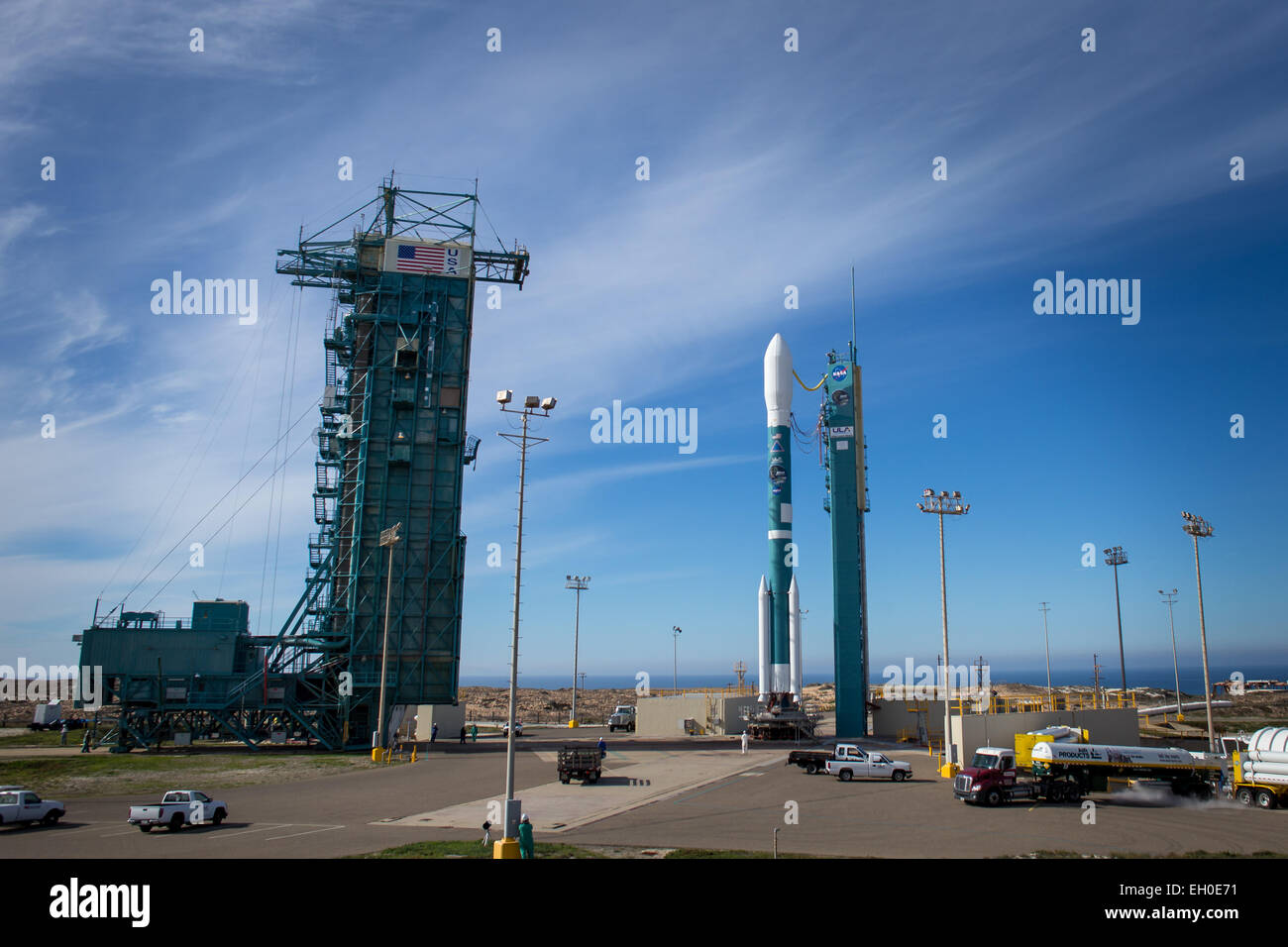 The United Launch Alliance Delta II rocket with the Soil Moisture Active Passive (SMAP ...