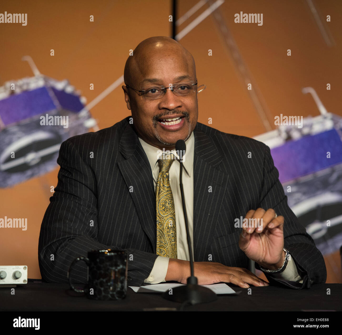 Public affairs o hi-res stock photography and images - Alamy