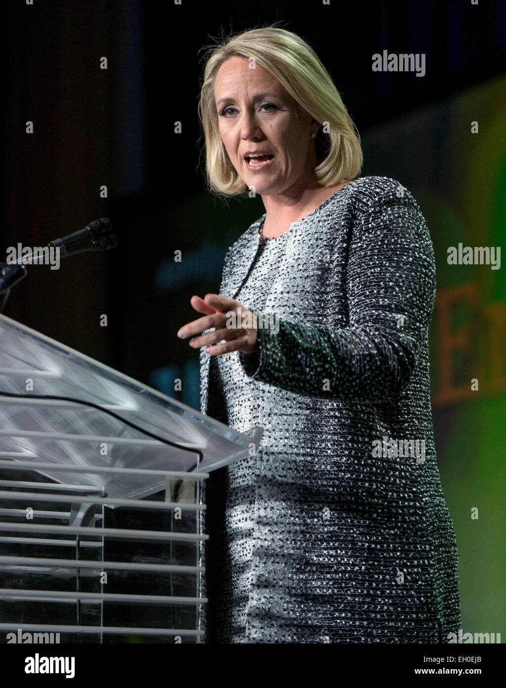 Stephanie schriock hi-res stock photography and images - Alamy
