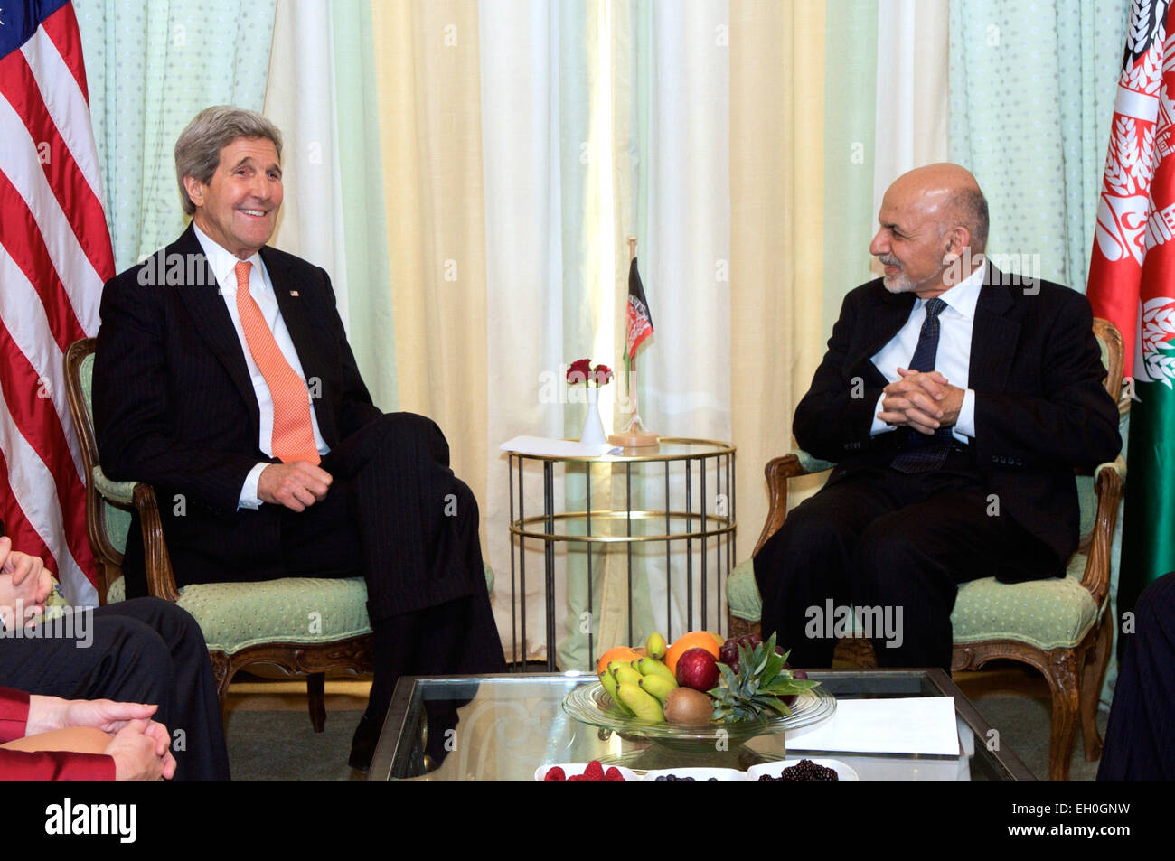 John kerry and ashraf ghani hi-res stock photography and images - Alamy