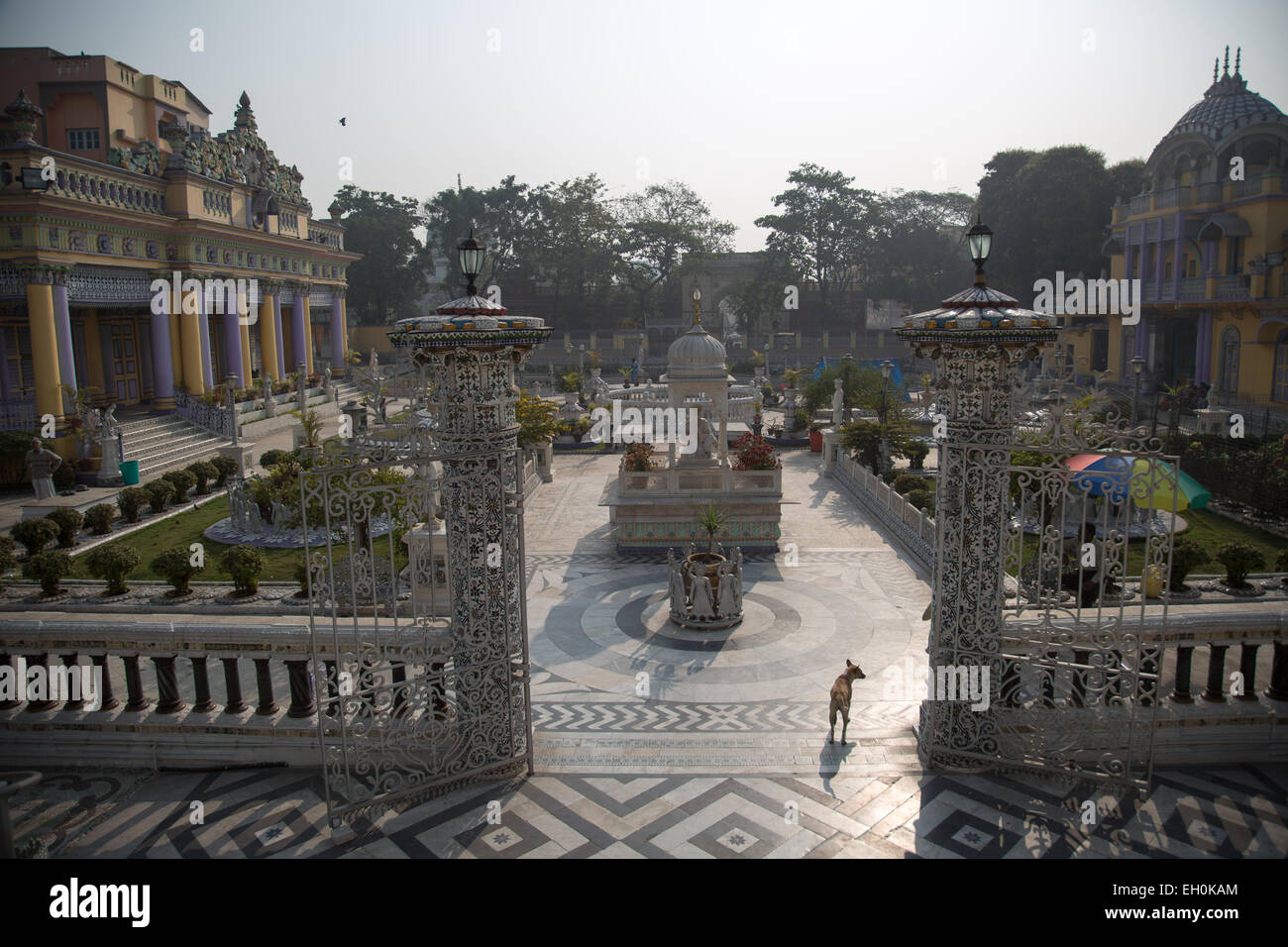 Shree Jain Swetamber Dadajika temple Stock Photo - Alamy