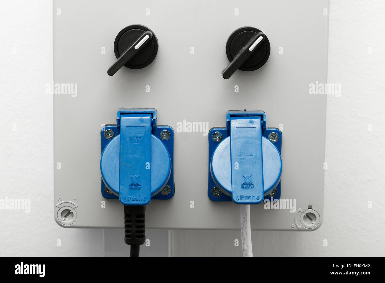 Network socket hi-res stock photography and images - Alamy