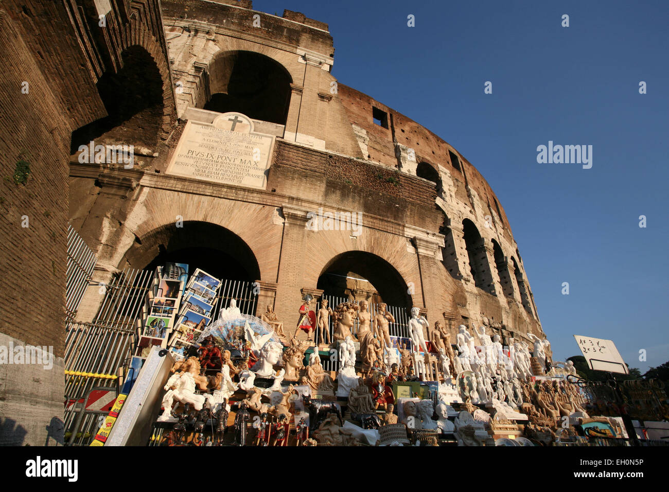Tuff italy hi-res stock photography and images - Alamy