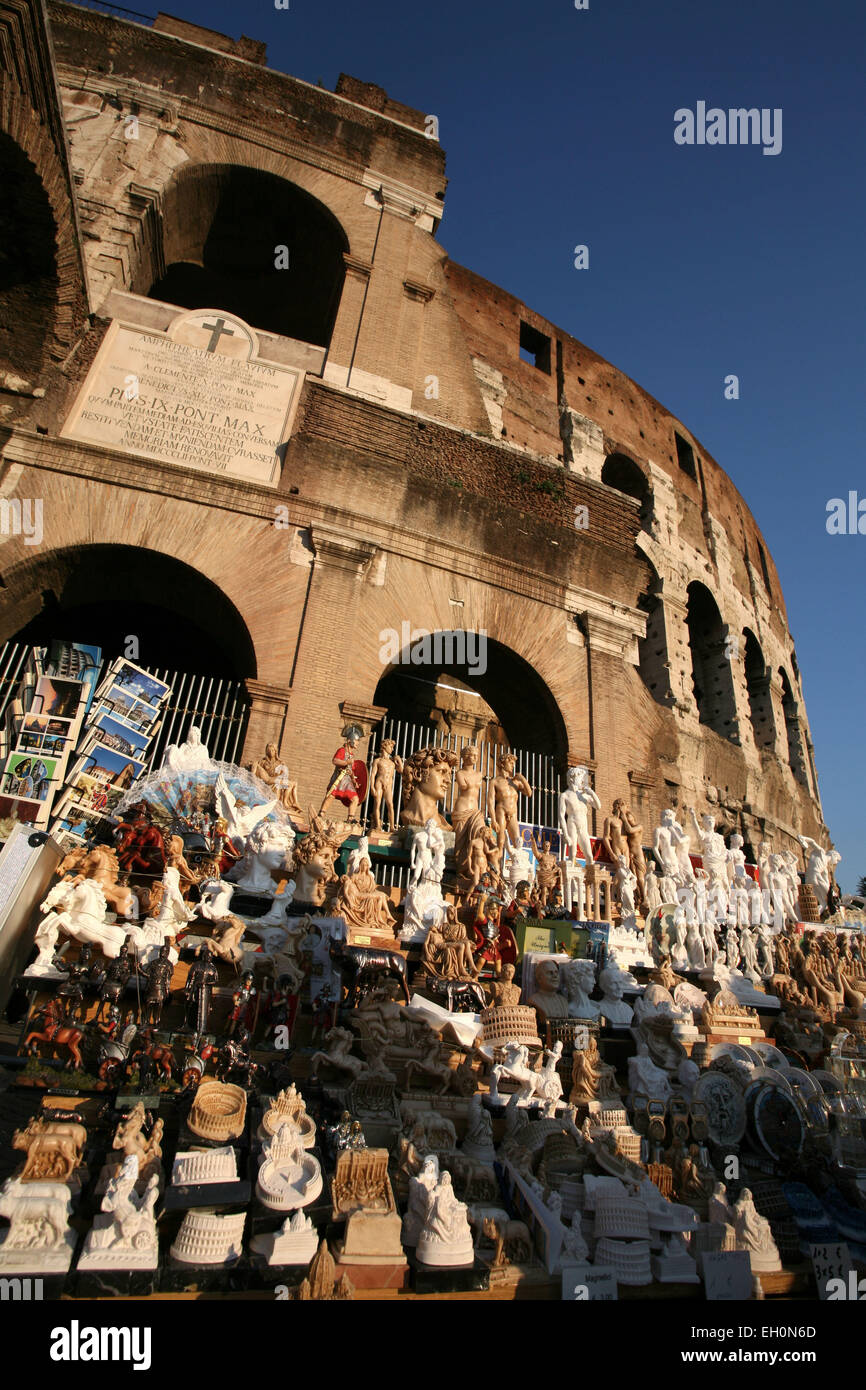 Tuff italy hi-res stock photography and images - Alamy