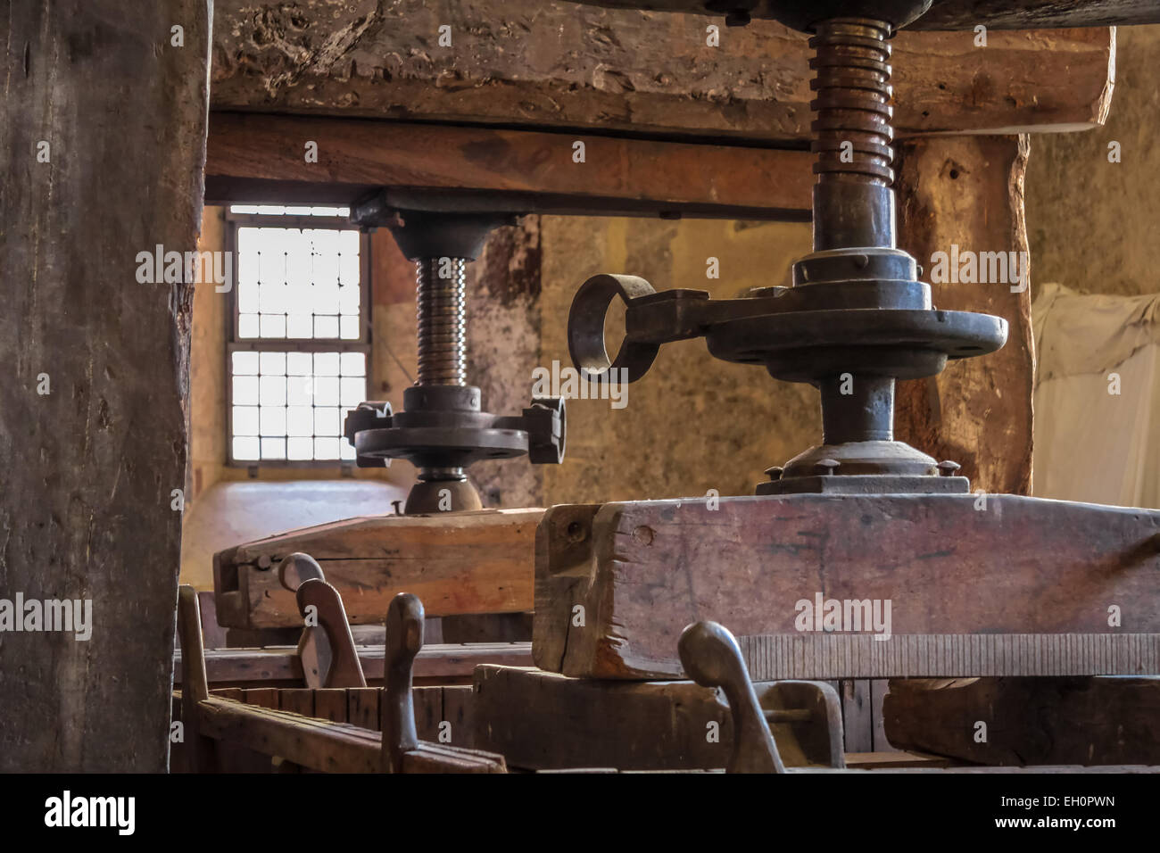 Old wine press hi-res stock photography and images - Alamy
