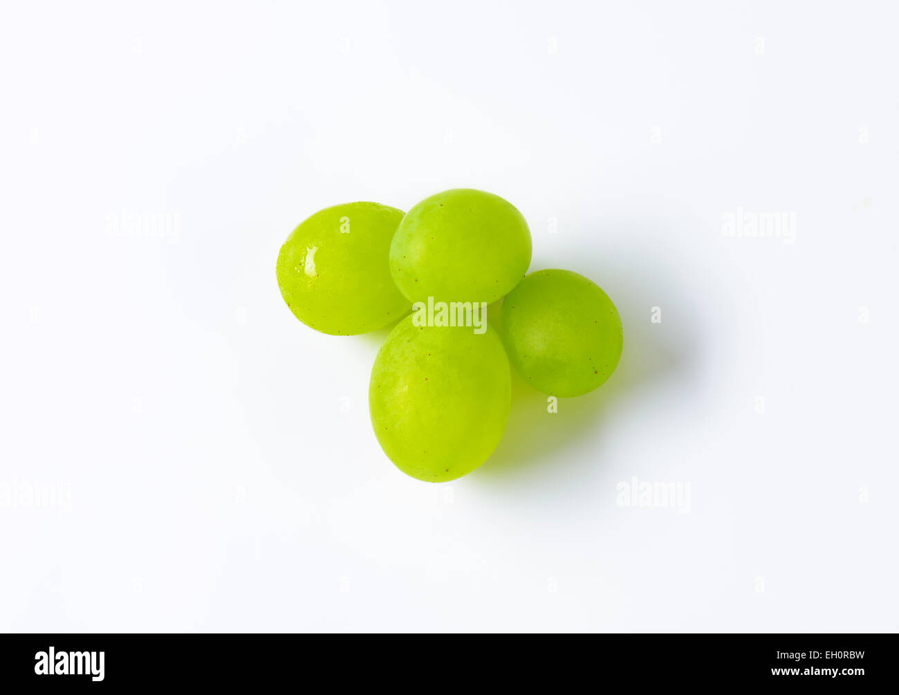 Studio shot of fresh white grapes Stock Photo - Alamy