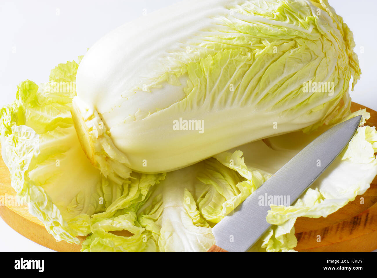 Head of fresh Chinese cabbage Stock Photo - Alamy
