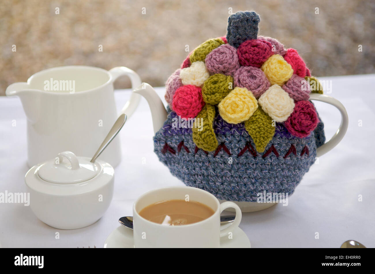 Tea cosy hi-res stock photography and images - Alamy