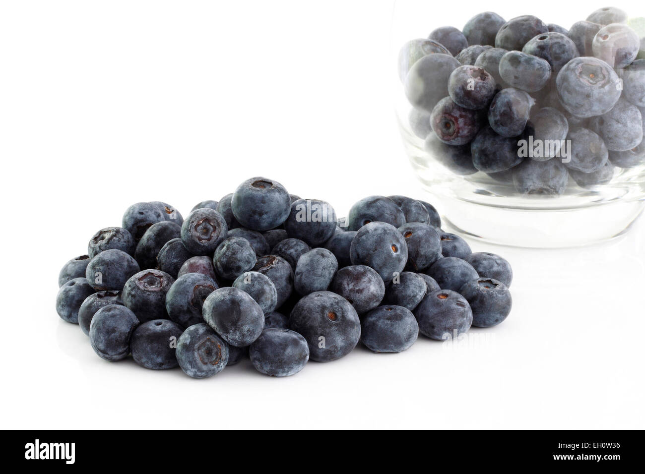 Fresh blueberries closeup isolated on white background Stock Photo - Alamy