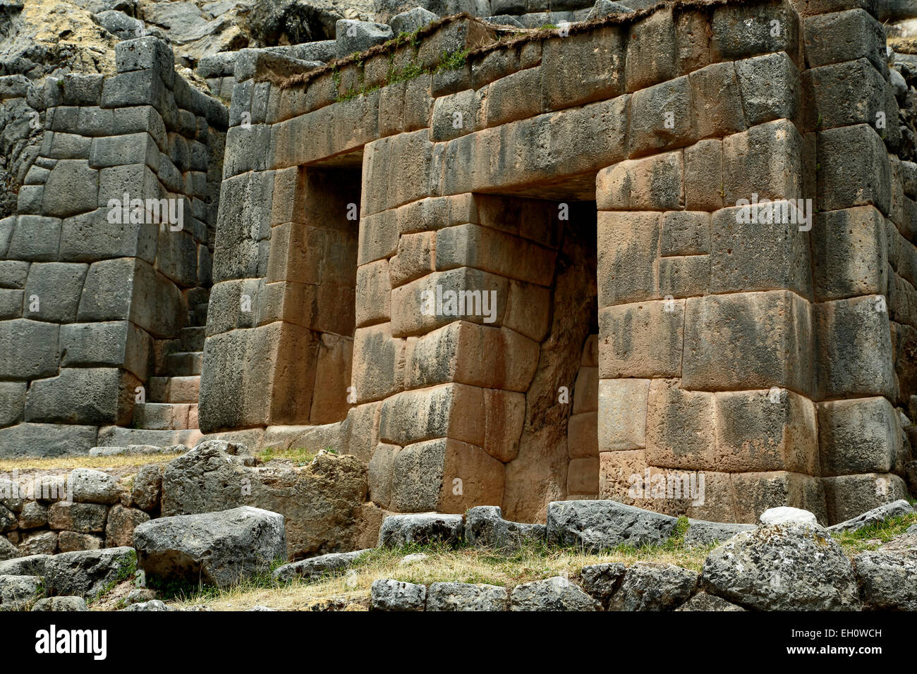 Trapezoidal doors hi-res stock photography and images - Alamy