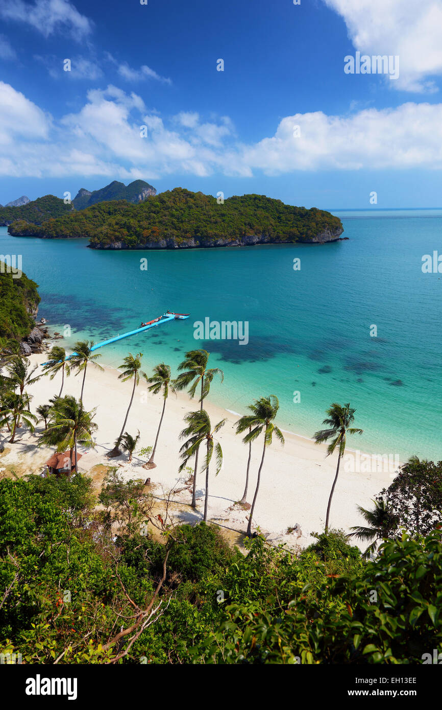 beautiful turquoise waters surrounding the islands of Ko Ang Thong ...