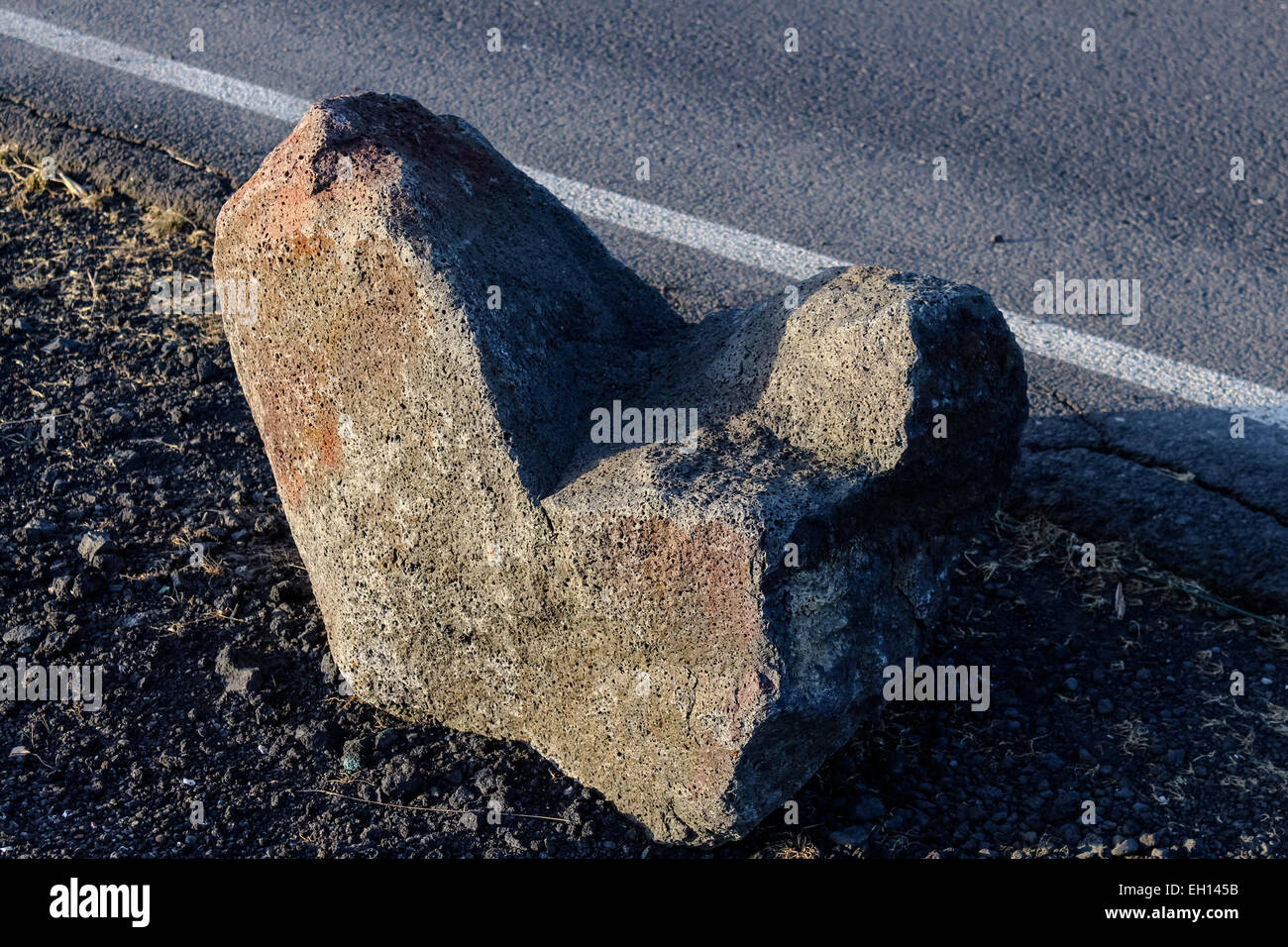 Roadside rock hi-res stock photography and images - Alamy
