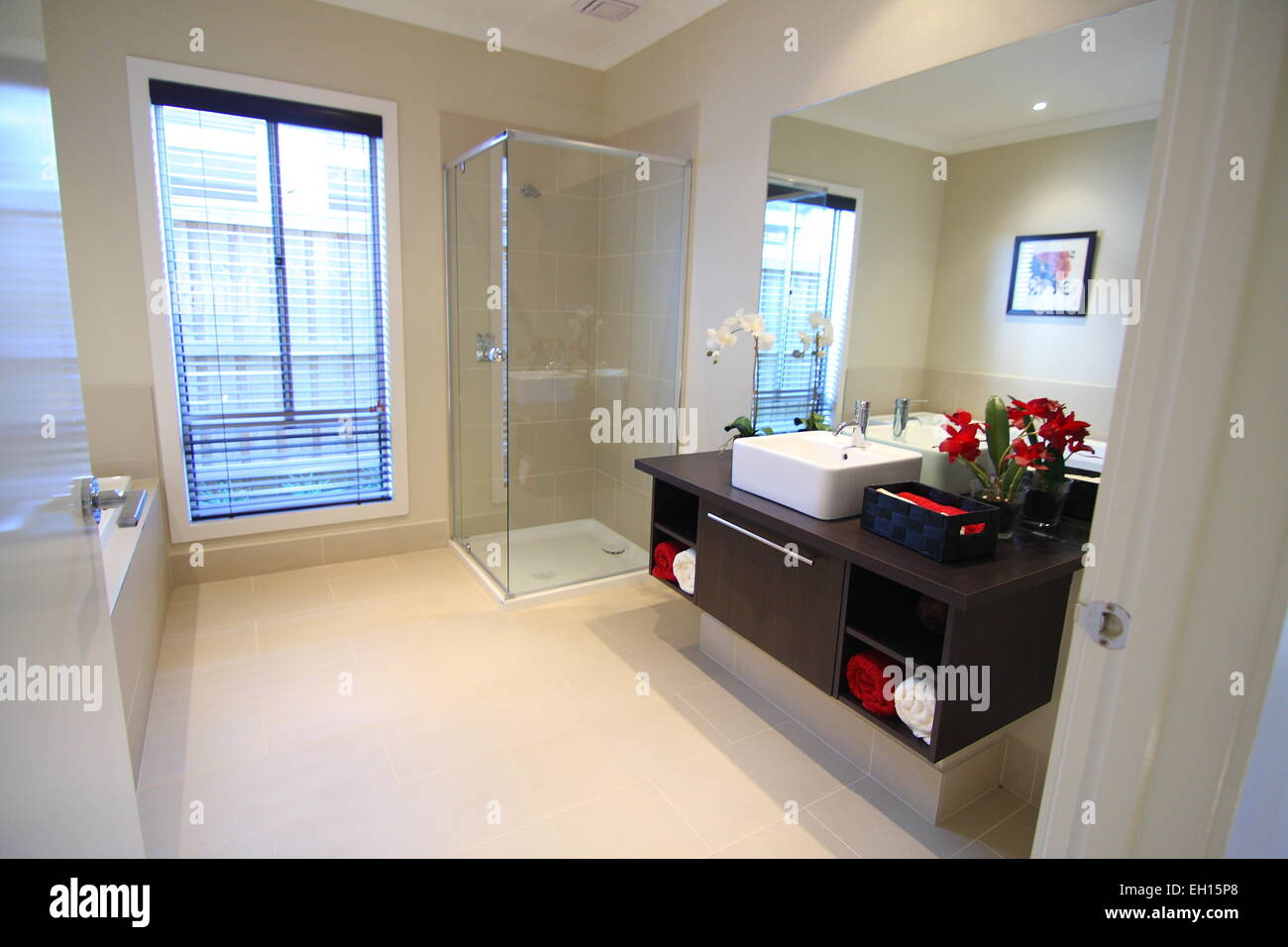 Modern bathroom with vanity Stock Photo - Alamy