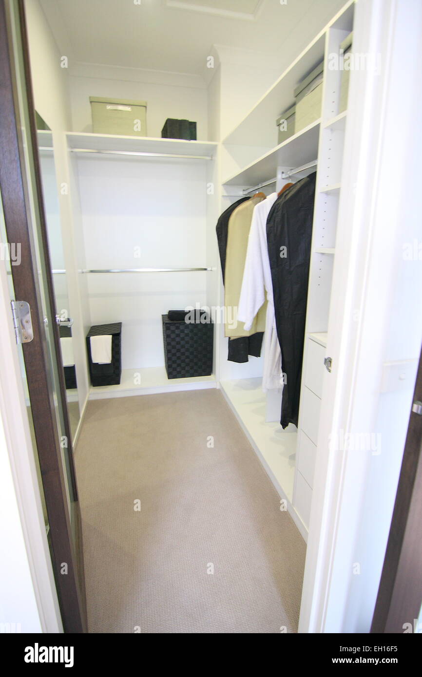 Walk in wardrobe hi-res stock photography and images - Alamy