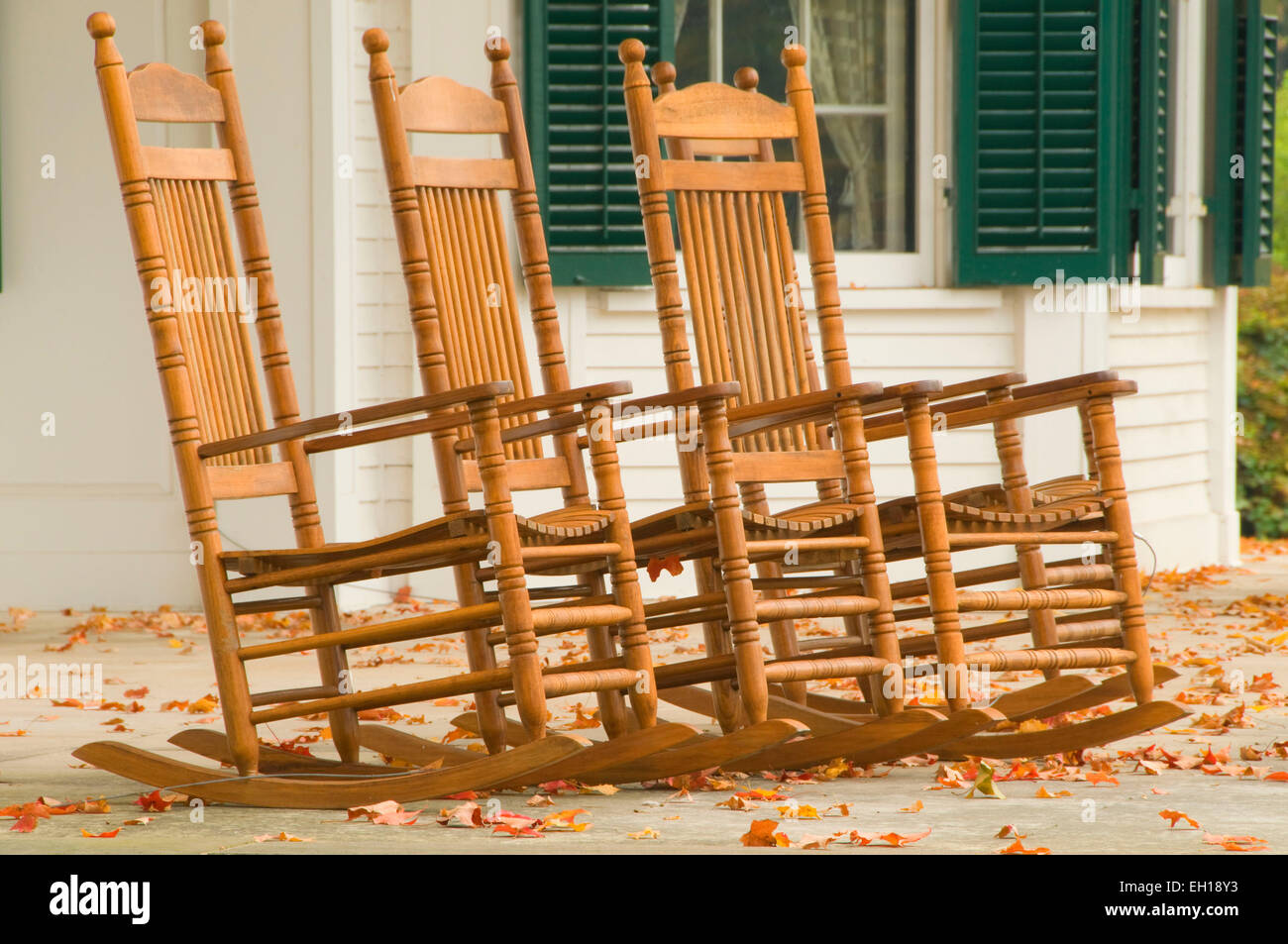 Rocking chairs at Pope Riddle house, Hill-Stead Museum, Farmington ...