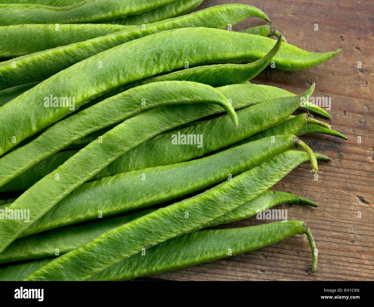 Fresh raw beans hi-res stock photography and images - Alamy