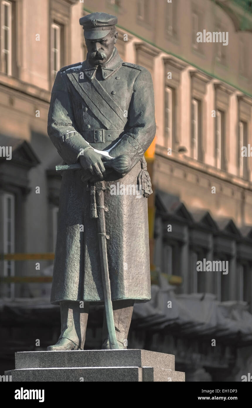 Marshal jozef pilsudski statue hi-res stock photography and images - Alamy