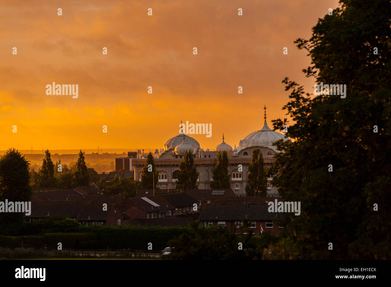 Sikh temple gravesend hi-res stock photography and images - Alamy