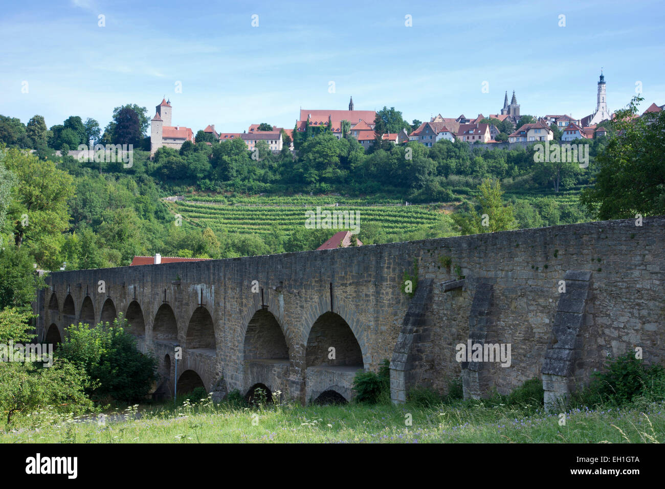 taubertal valley with tauber bridge, rothenburg ob der tauber, bavaria ...