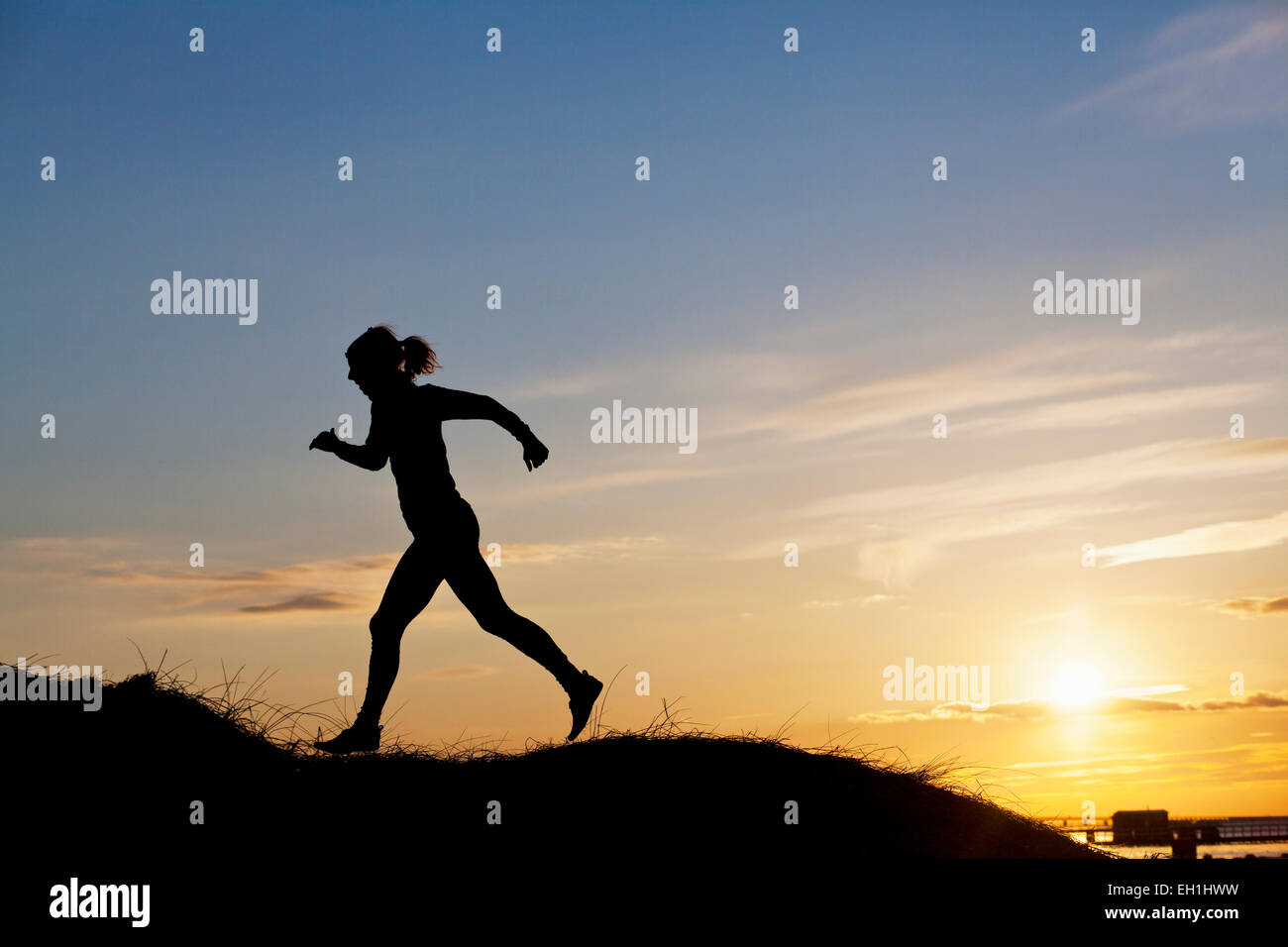 Silhouette of runner hi-res stock photography and images - Alamy