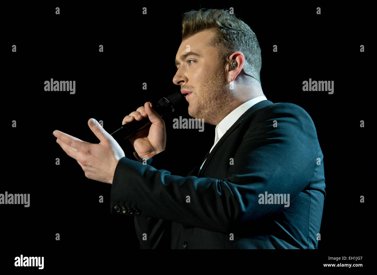 Sam smith hi-res stock photography and images - Alamy