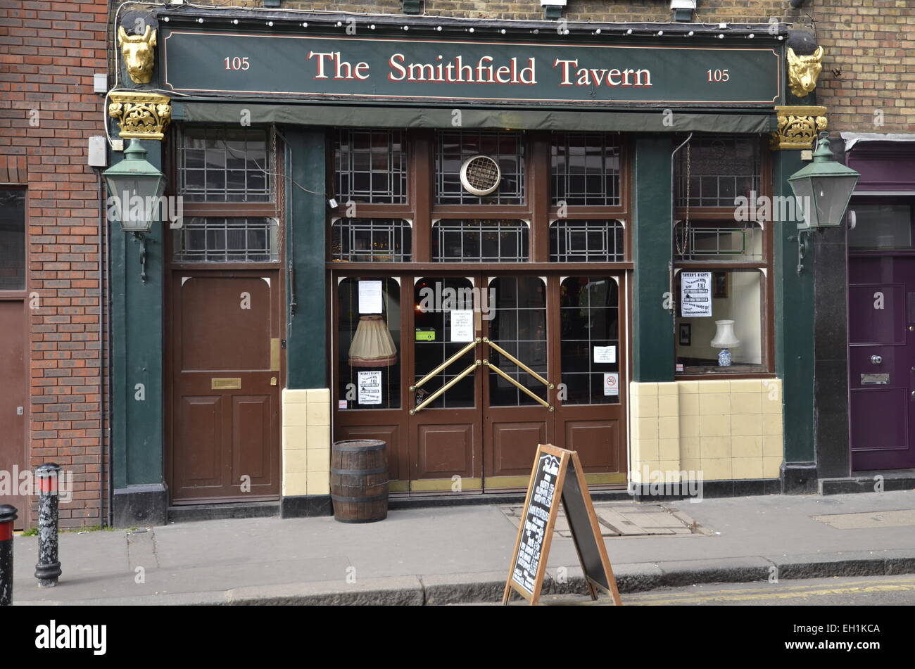 Smithfield pub hi-res stock photography and images - Alamy
