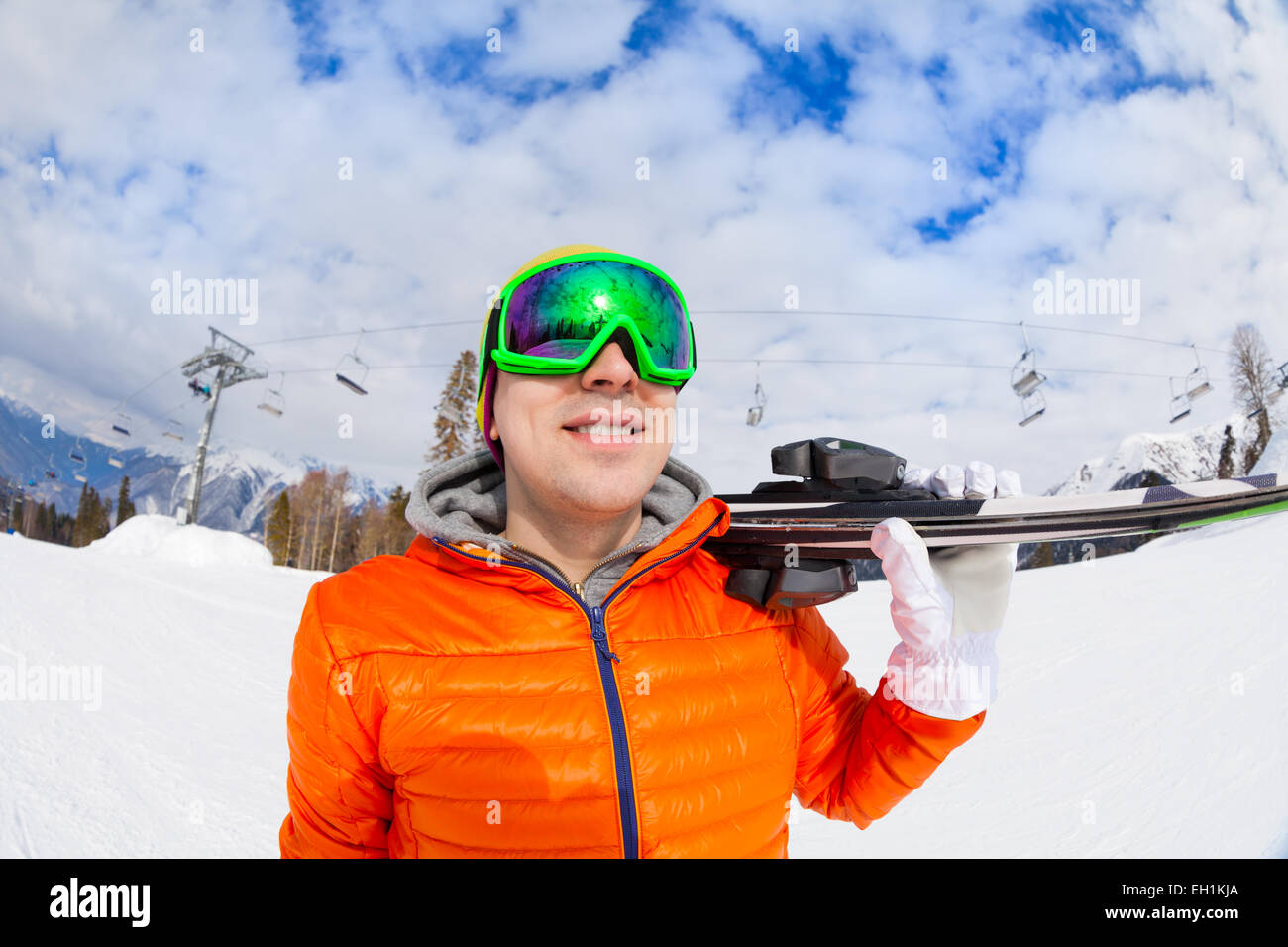 Holds sun mask hi-res stock photography and images - Alamy
