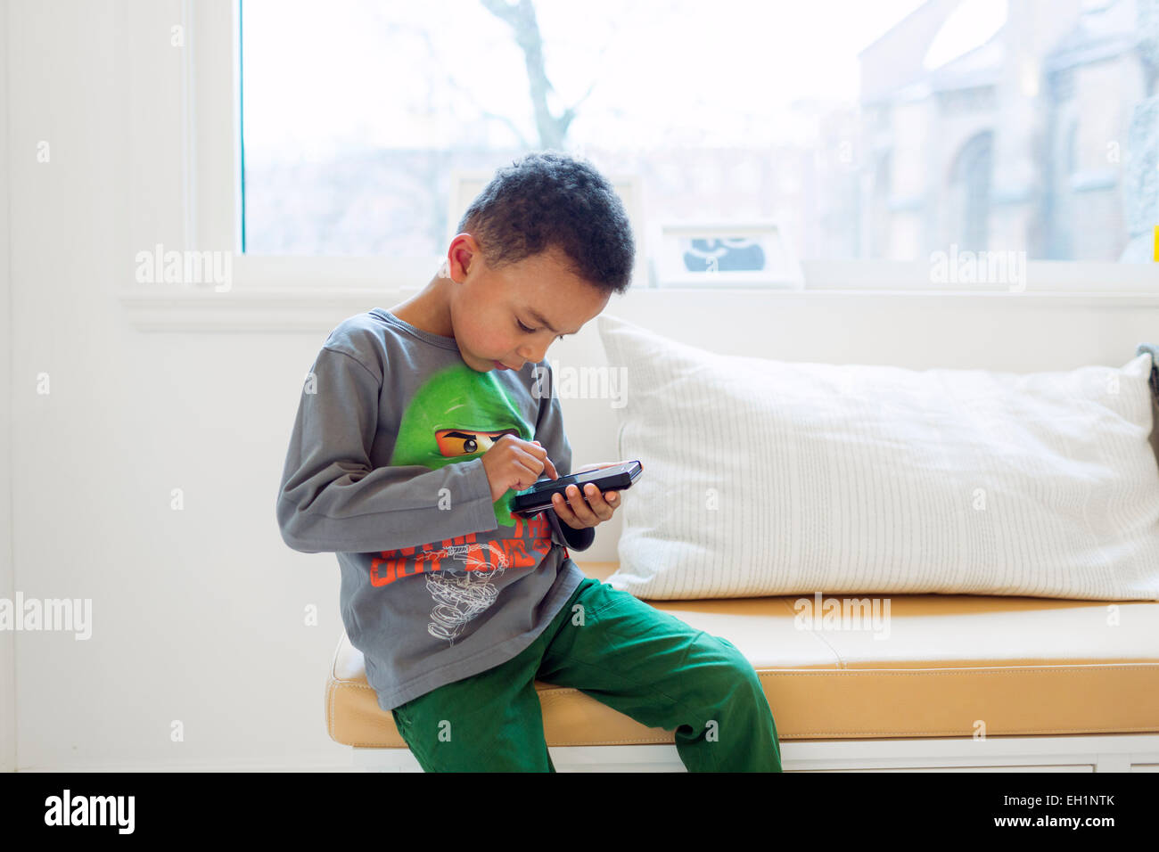 Boys Playing Games Stock Photos & Boys Playing Games Stock Images - Alamy