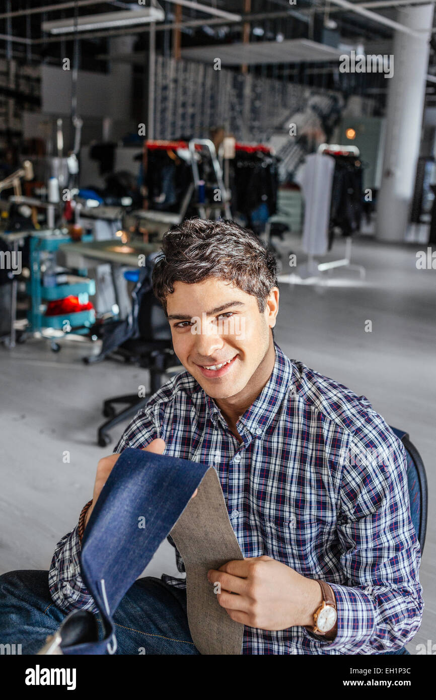 Factory factories factory worker hi-res stock photography and images ...