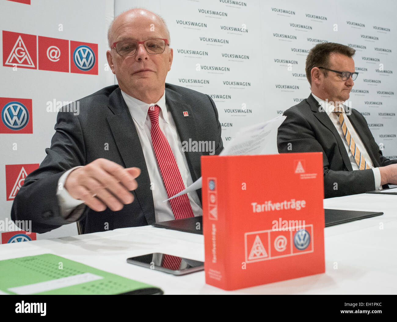 The chief negotiator of the IG Metall Lower Saxony/Saxony-Anhalt union ...