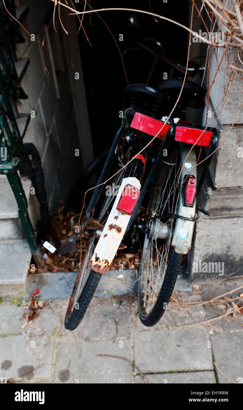 Two bikes hi-res stock photography and images - Alamy